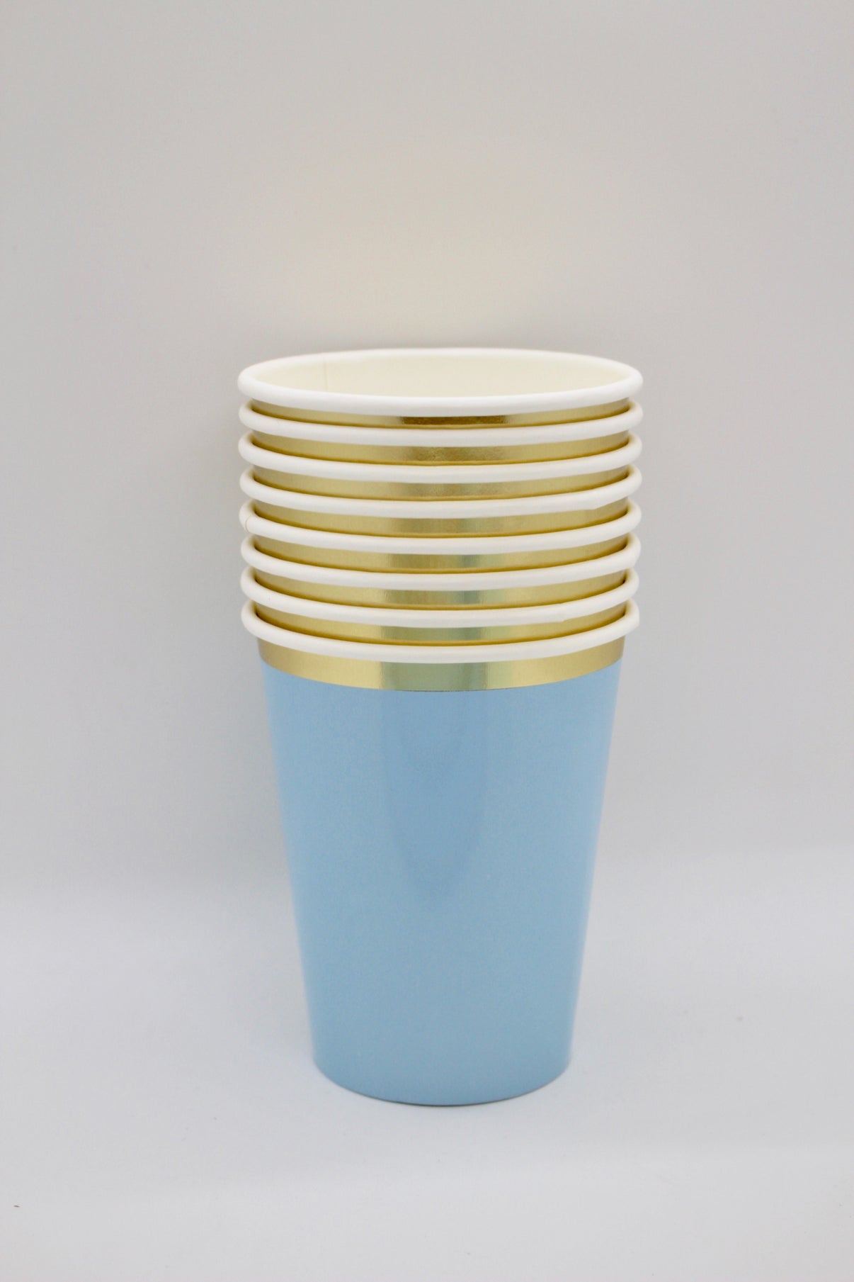 Light Blue Paper Cups - Set of 8 – YourPartyBox.com